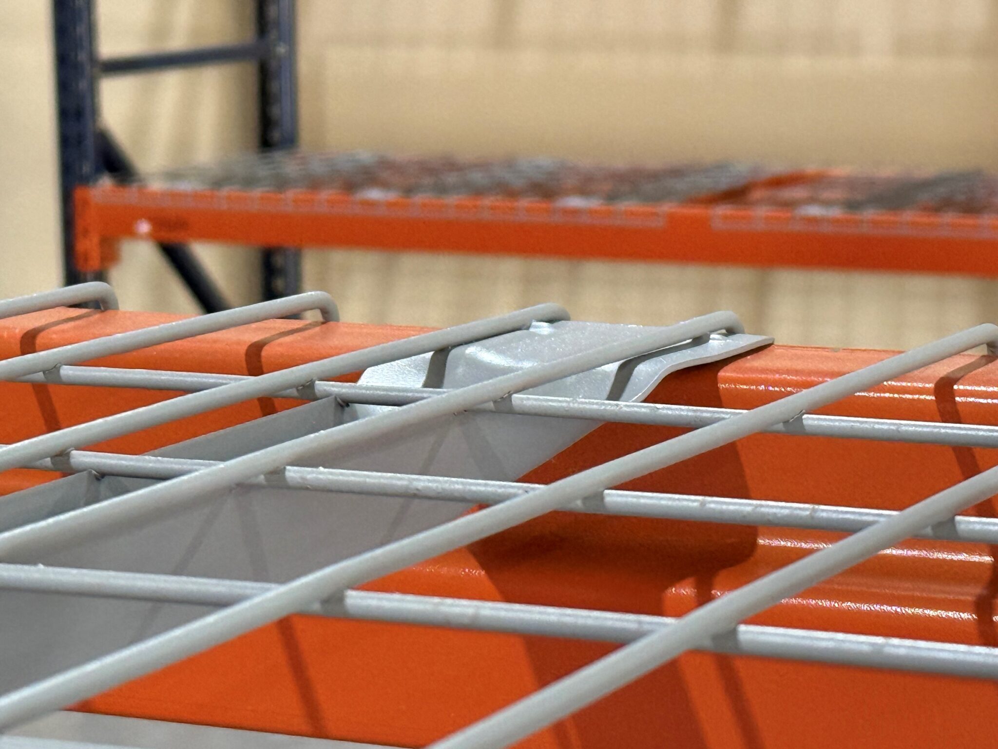 Flared Channel Wire Decking | Universal Racking