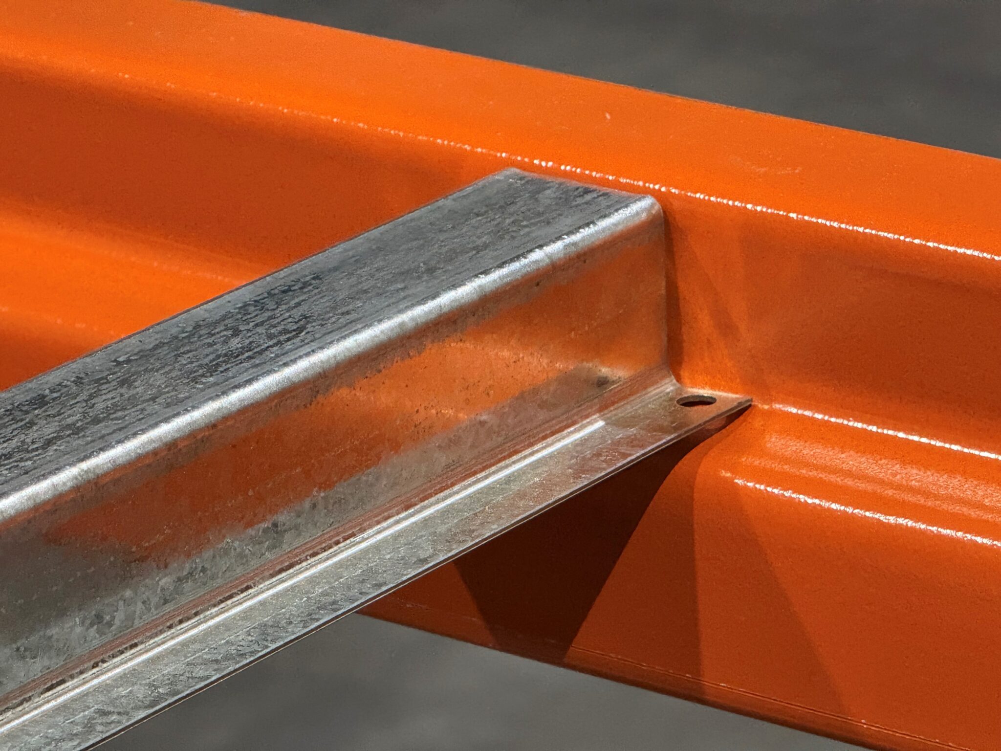 Top Hat-Style Pallet Rack Supports | Warehouse Rack & Shelf