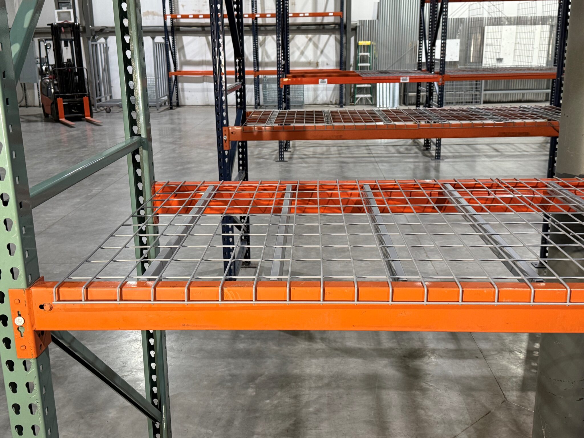 Inverted Steel Wire Mesh Decking | Mesh Racking System