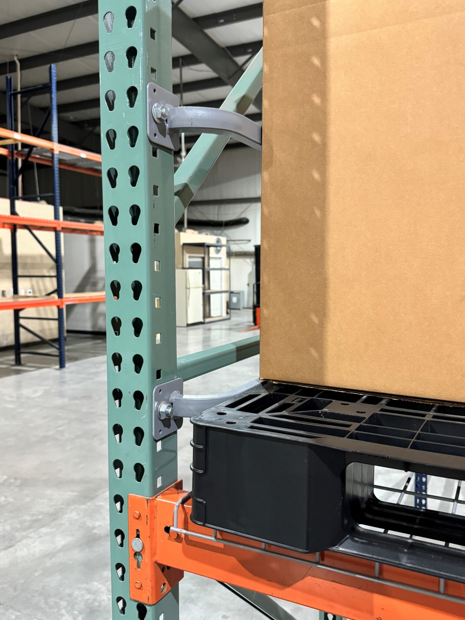 Pallet Rack U-Dividers for Transverse Flue of Pallet Rack - Warehouse ...