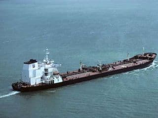 New Regulation Prevents Ships from Dumping Waste in Ocean