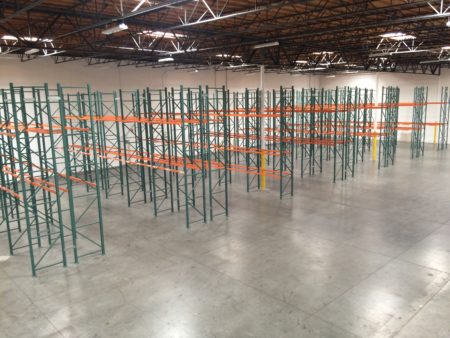 Interlake Teardrop Upright Pallet Rack - Welded Bracing