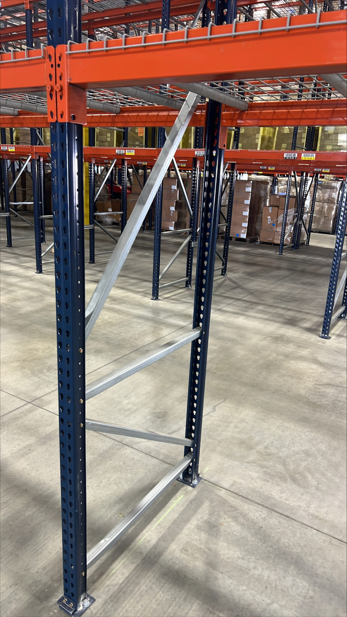Mecalux Pallet Racking - Bolted Upright Shelving