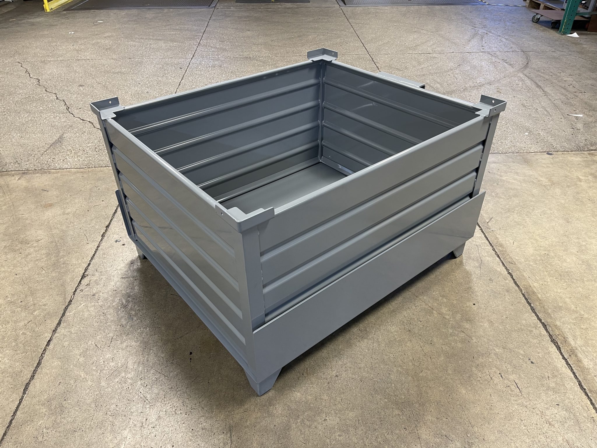 Heavy Duty Drop Bottom Bins | Warehouse Rack and Shelf
