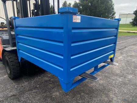 Corrugated Steel Container with Flat Steel Runners
