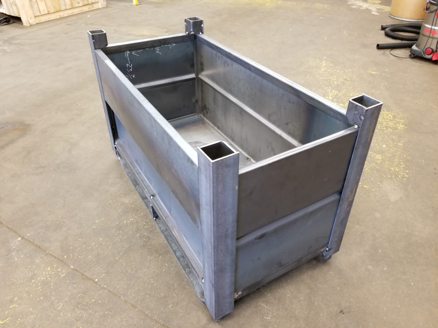 Industrial Automotive Rigid Sheet Metal Steel Bins and Containers