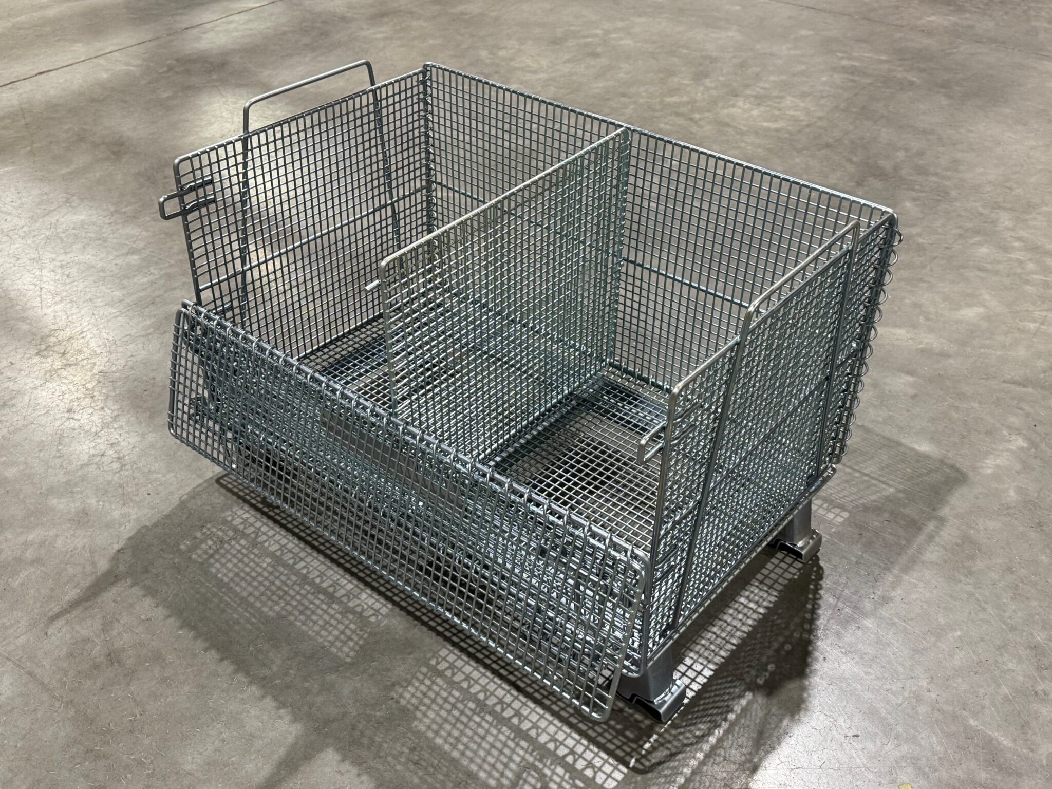 Wire Mesh Divider | Wire Baskets with Dividers