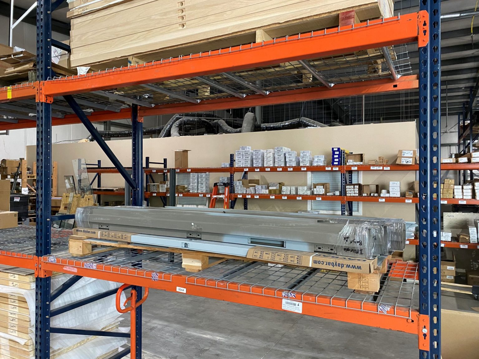 Benefits of Wire Mesh Decking - Warehouse Rack and Shelf