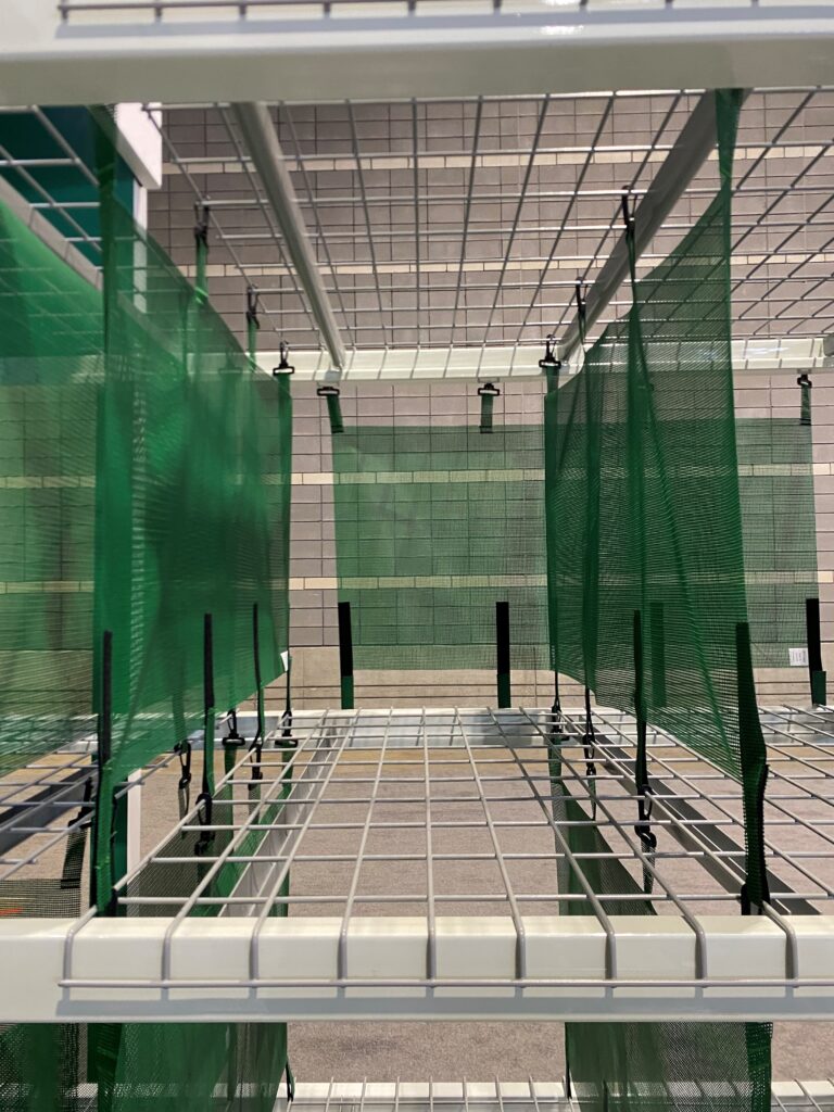 Soft Vinyl Mesh Hanging Wire Divider for Pallet Rack