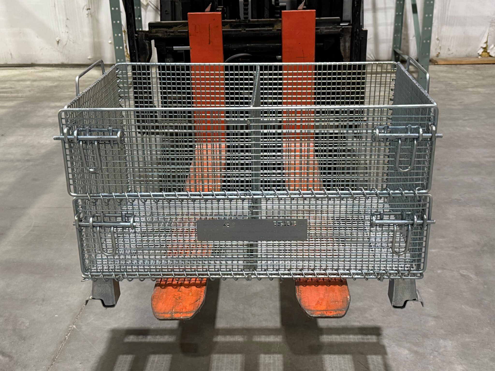 Junior Wire Container with Vertical Divider