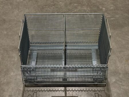 Junior Wire Container with Vertical Divider