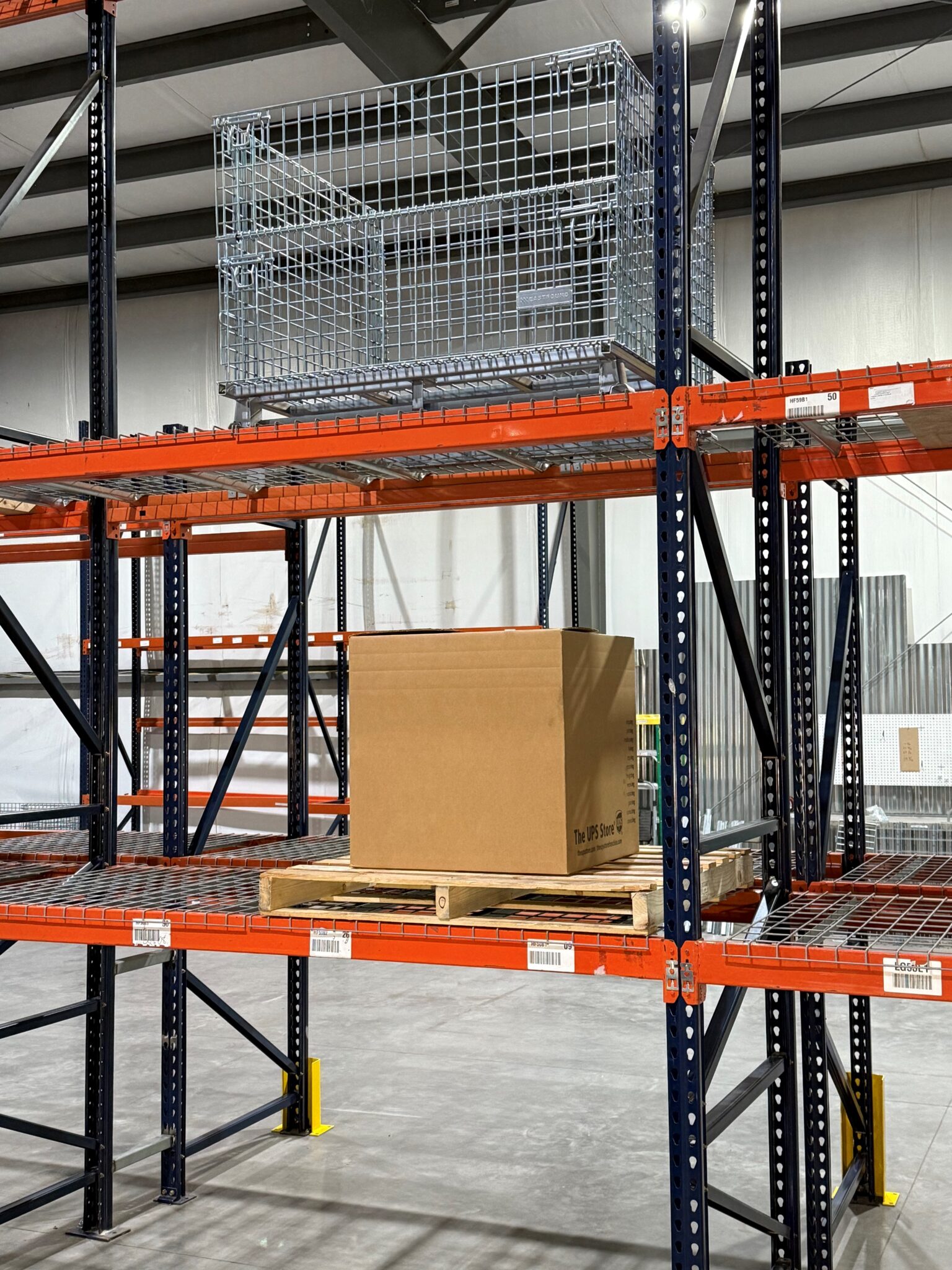 Rackable Wire Containers | High-Bay Storage