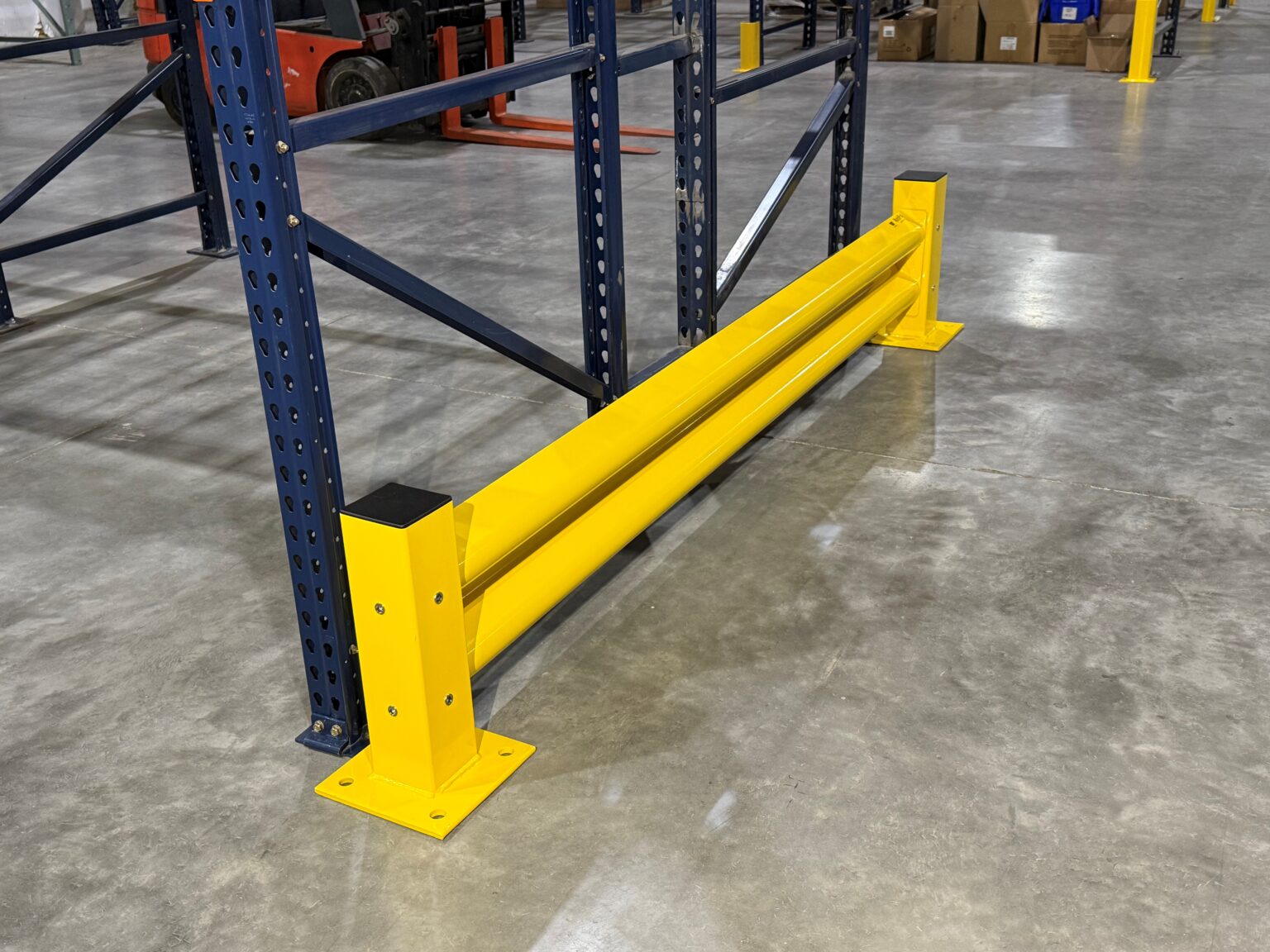 Single Tier Guard Rail for End of Aisle Protection
