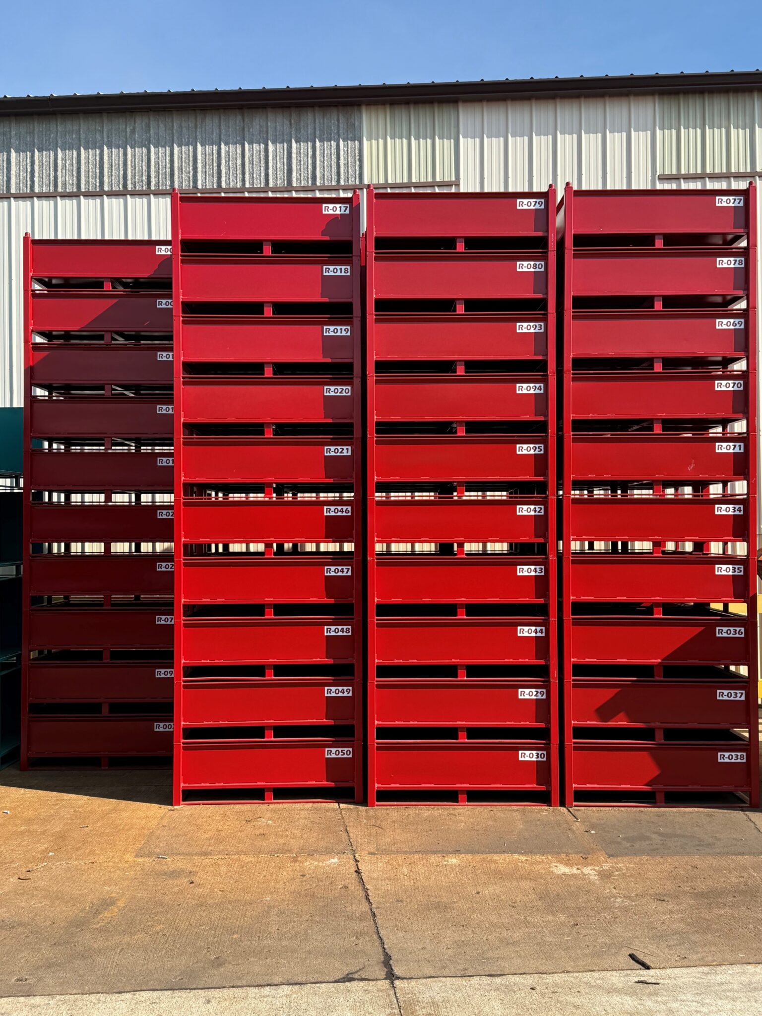 Smooth Sided Stackable Steel Parts Bins