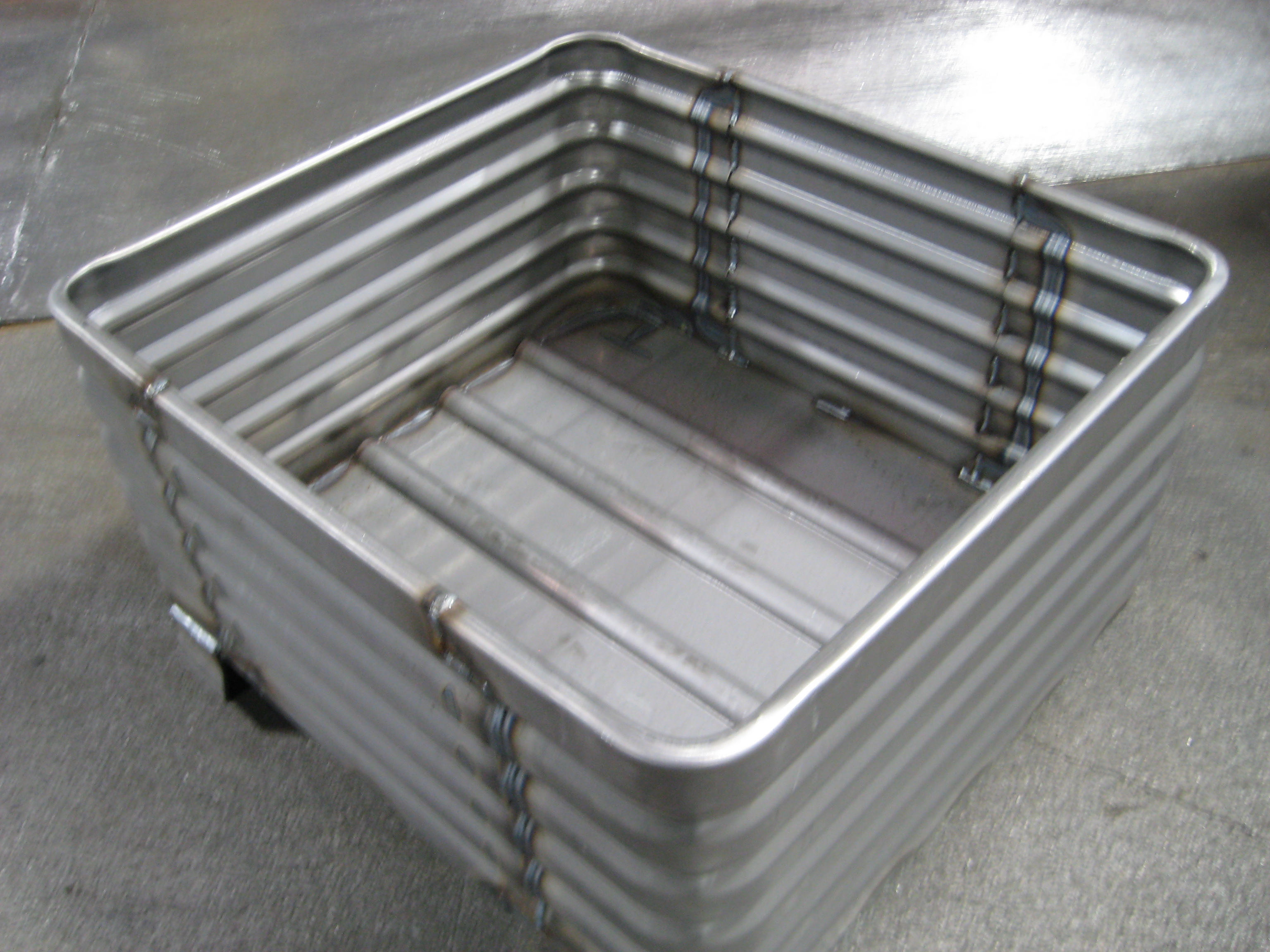 Round Corner Corrugated Steel Container A-790