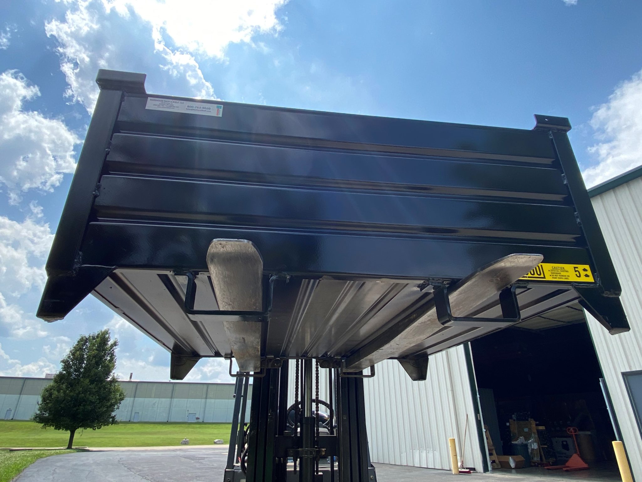 Corrugated Steel Containers with Fork Stirrups