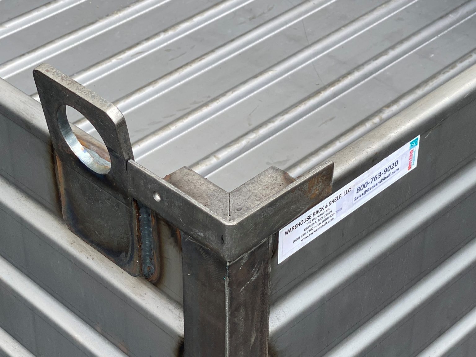 Corrugated Steel Containers with Crane Lifting Lugs