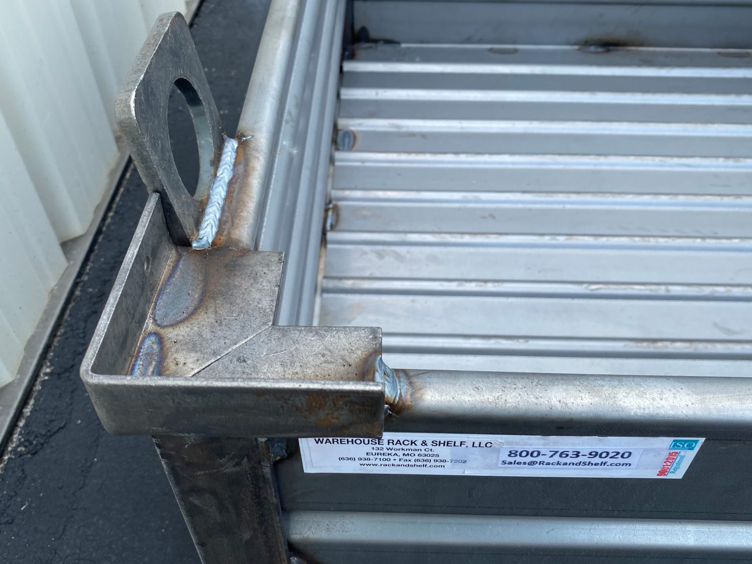 Corrugated Steel Containers with Crane Lifting Lugs