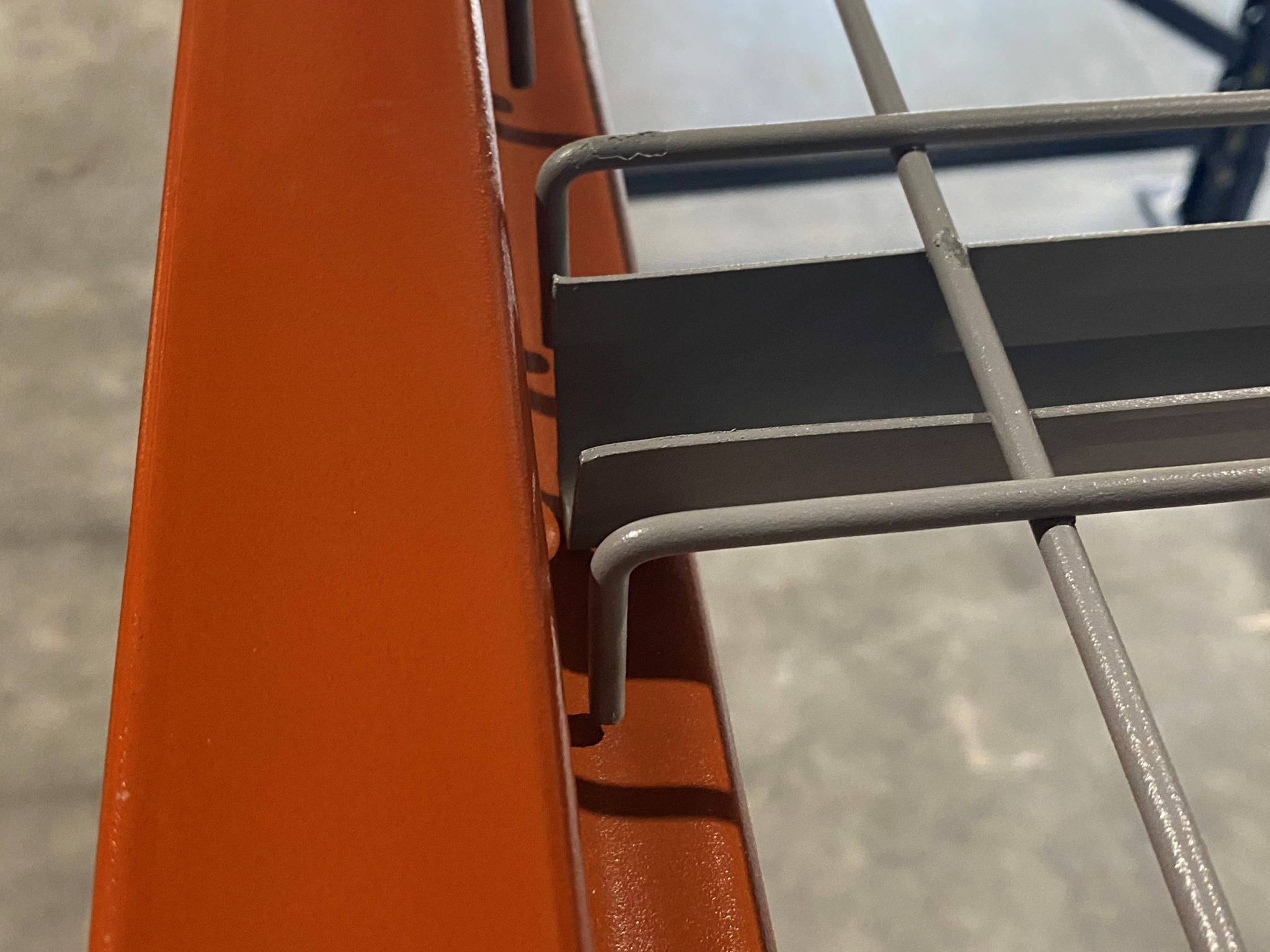 Inside Waterfall Wire Mesh Decking for Pallet Racking - Sale