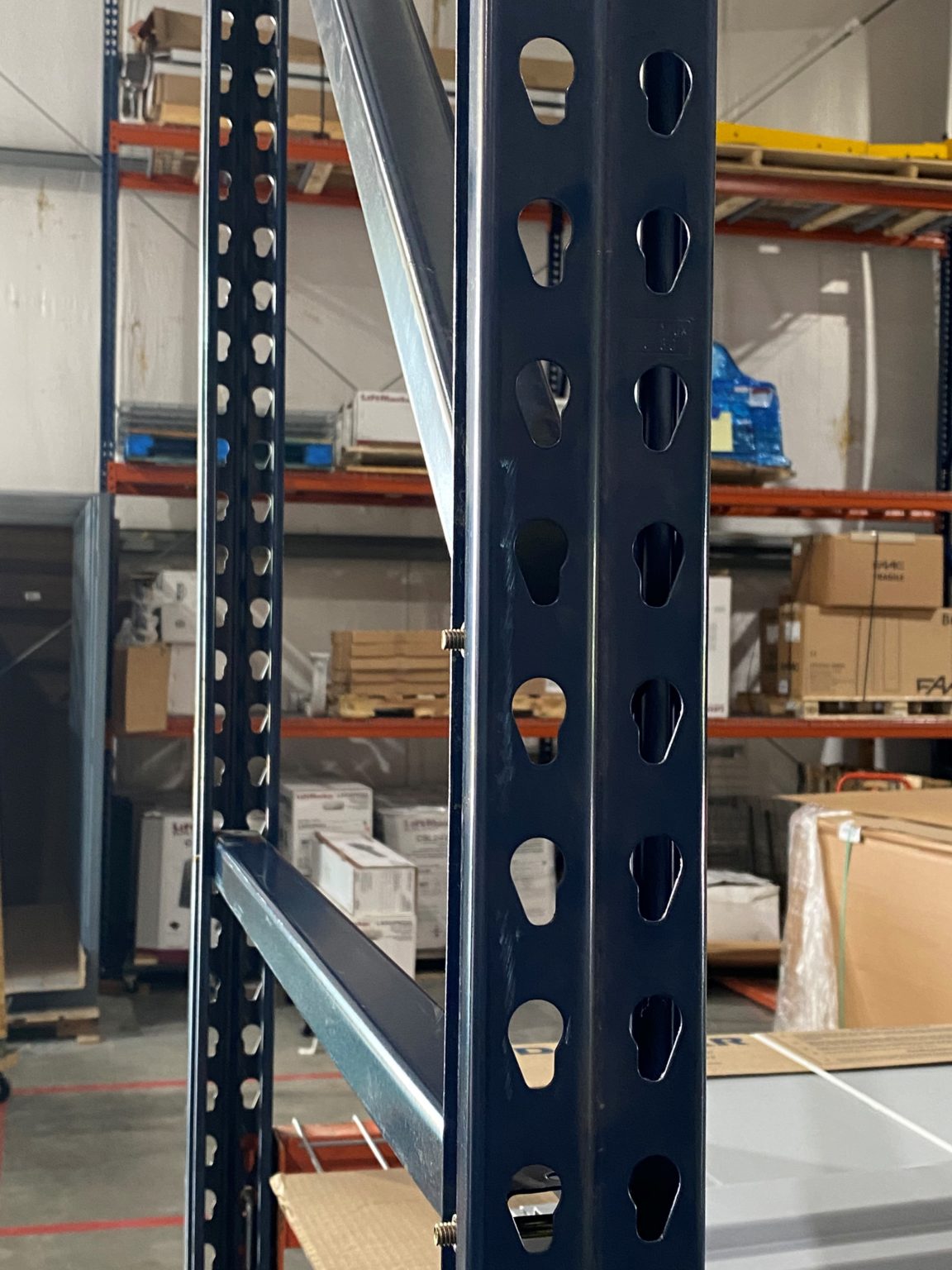 Teardrop Uprights | Interlake Pallet Racking