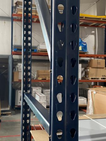 Teardrop Uprights | Interlake Pallet Racking