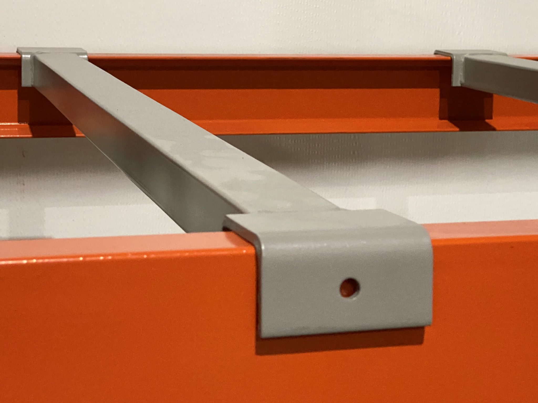 Pallet Support Crossbars for Structural Pallet Racking