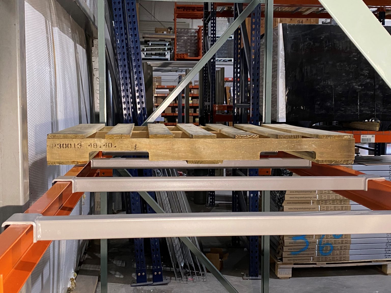 Pallet Support Crossbars for Structural Pallet Racking