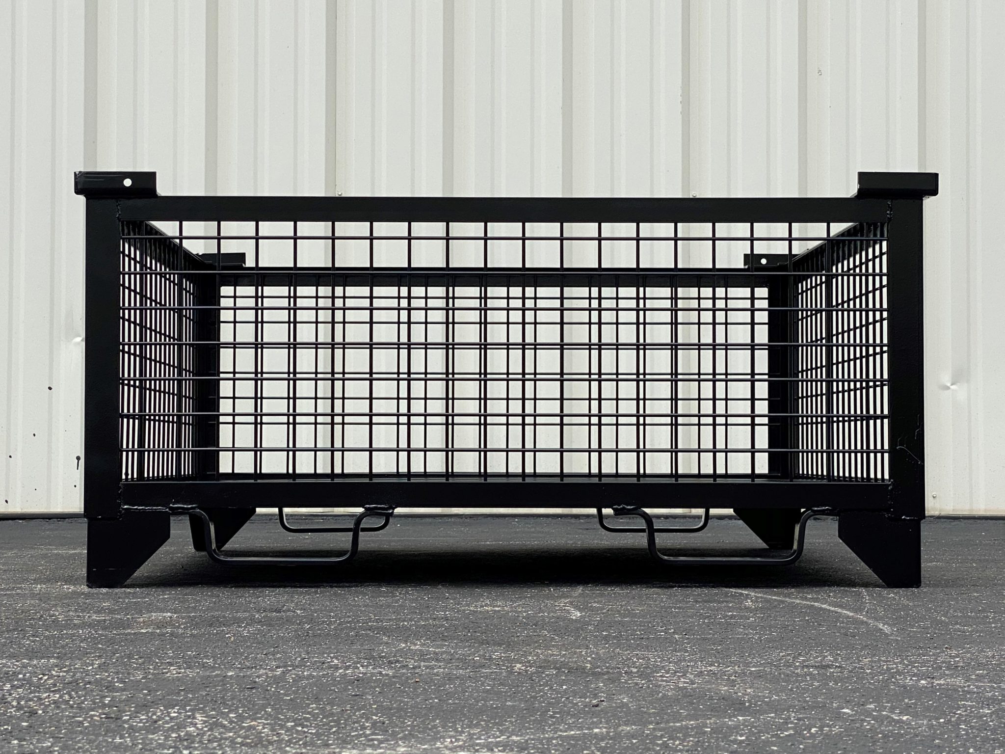 Rigid Wire Basket with Forklift Guide Stirrups