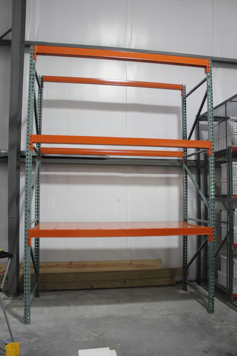 Interlake Teardrop Upright Pallet Rack - Welded Bracing