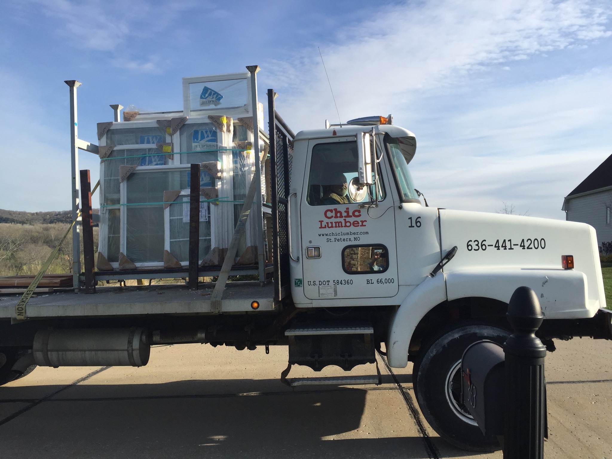 12 Warehousing Products To Put on Your Equipment Checklist