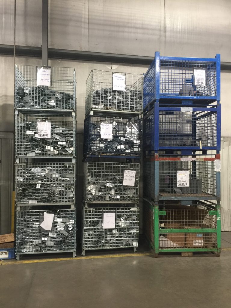 Wire Containers | Collapsible & Folding Wire Containers