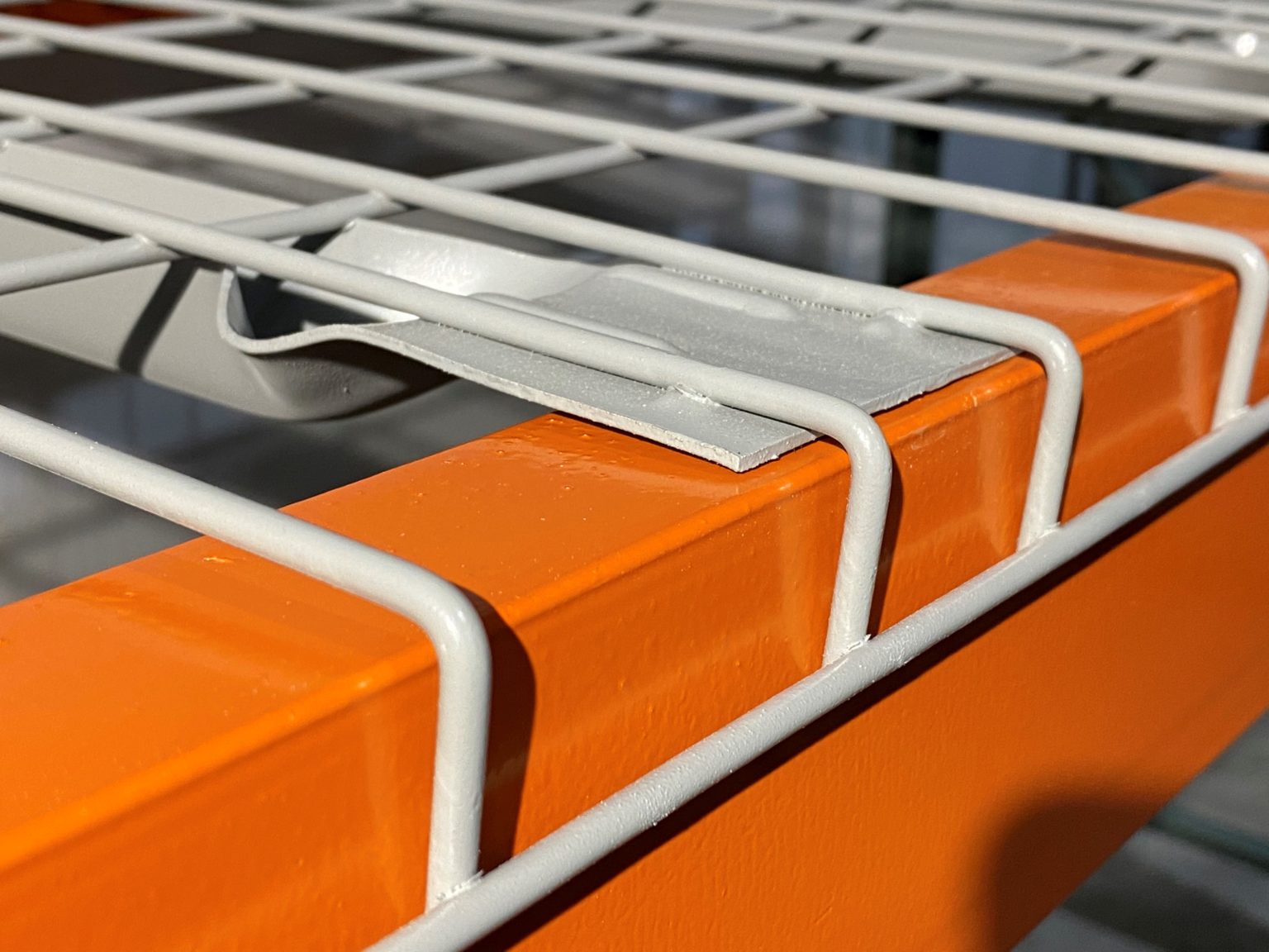 Flared Wire Decking For Structural Pallet Racking