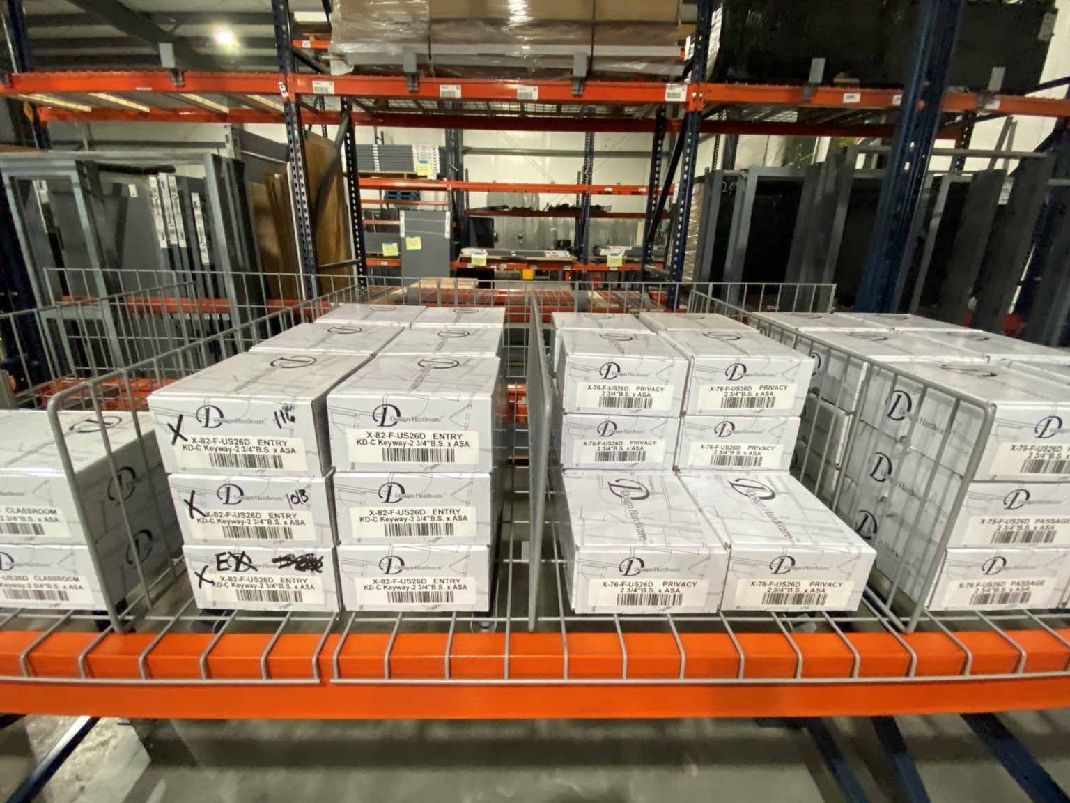 Clip-On Pallet Rack Wire Decking Shelf Dividers